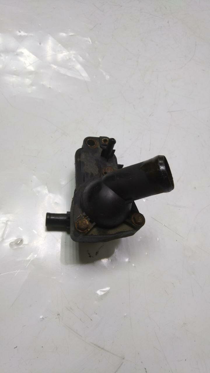 Корпус термостата Ford Focus 2 2008 55638915