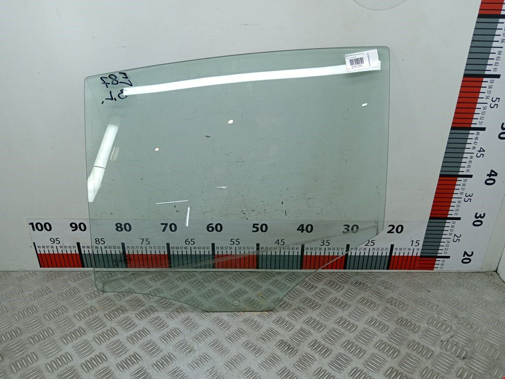 Стекло двери задней левой BMW 1-Series (E81/E82/E87/E88) 51357067793 арт. 2241240