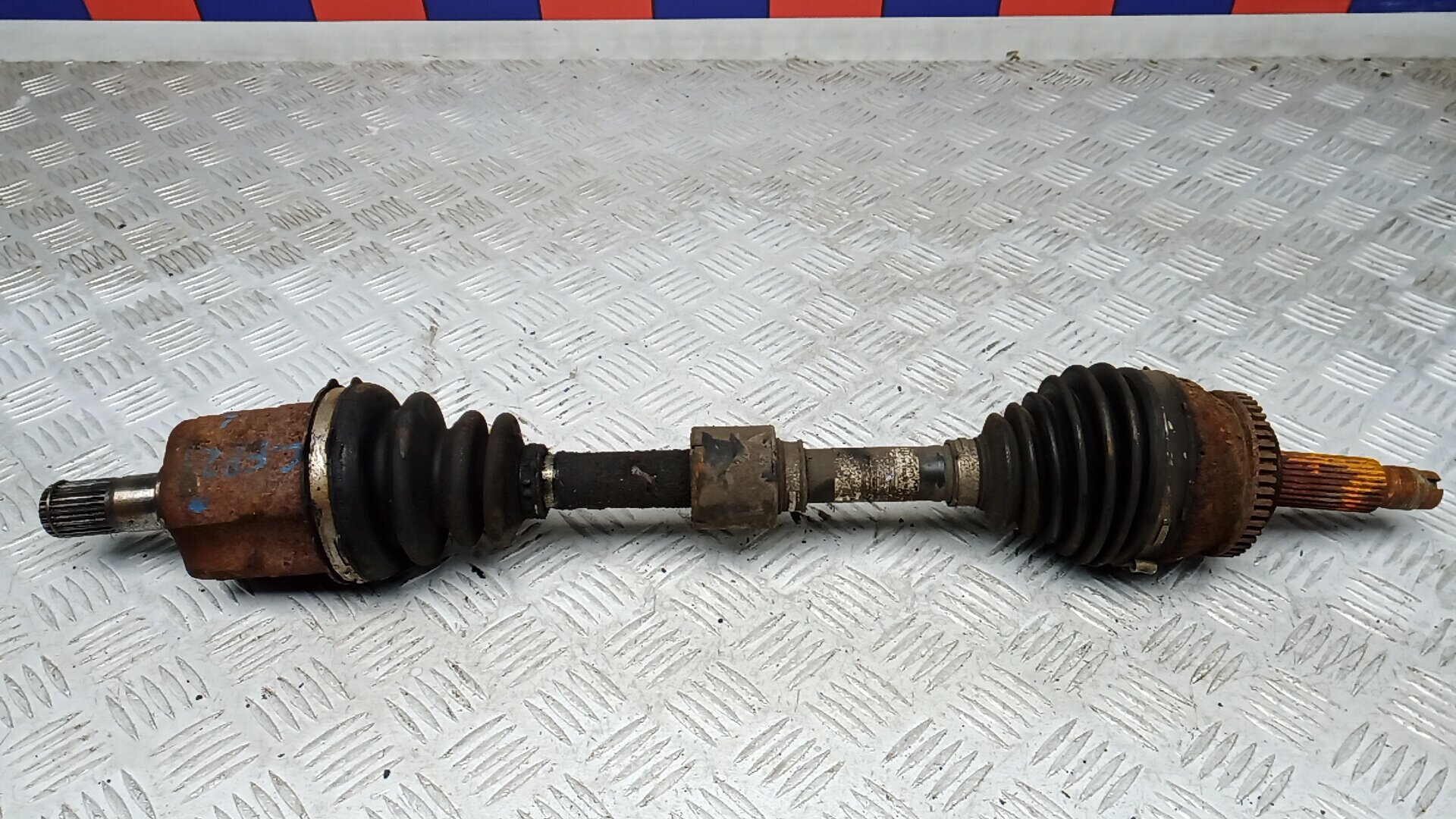 Привод передний левый KIA CEE'D 1