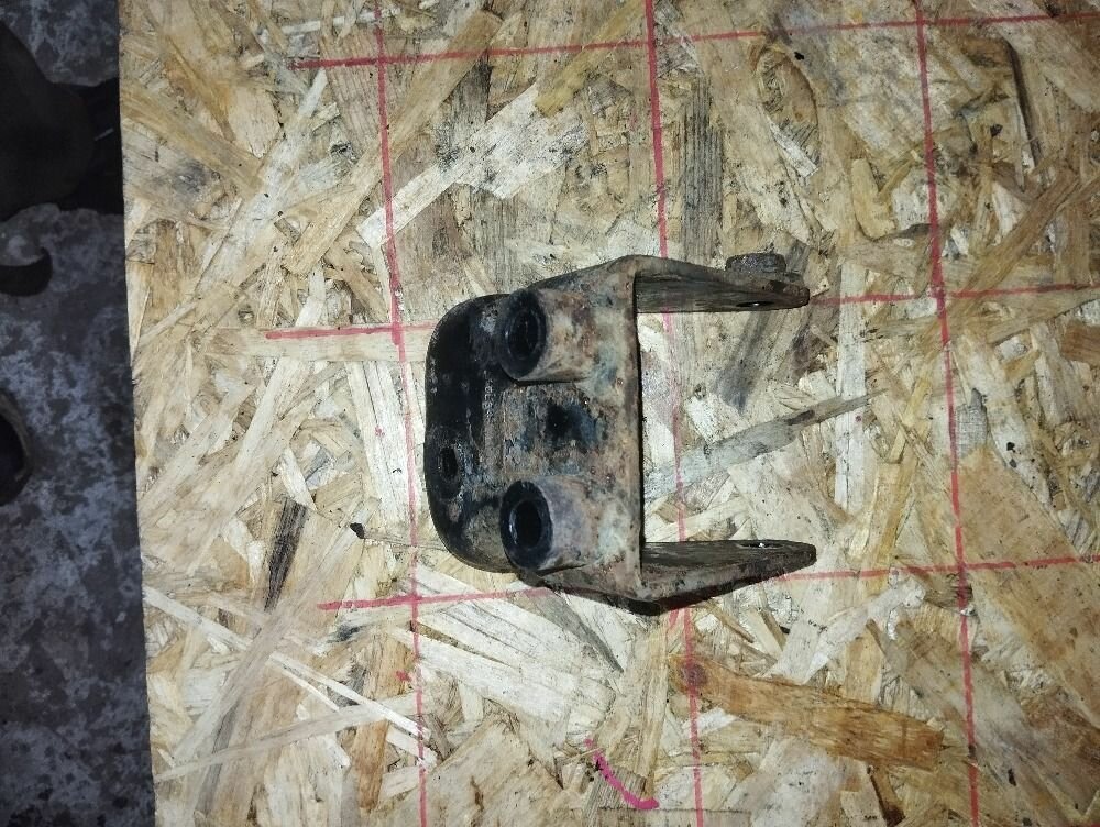 Кронштейн двс Форд Эскейп 1 Б/У с пробегом