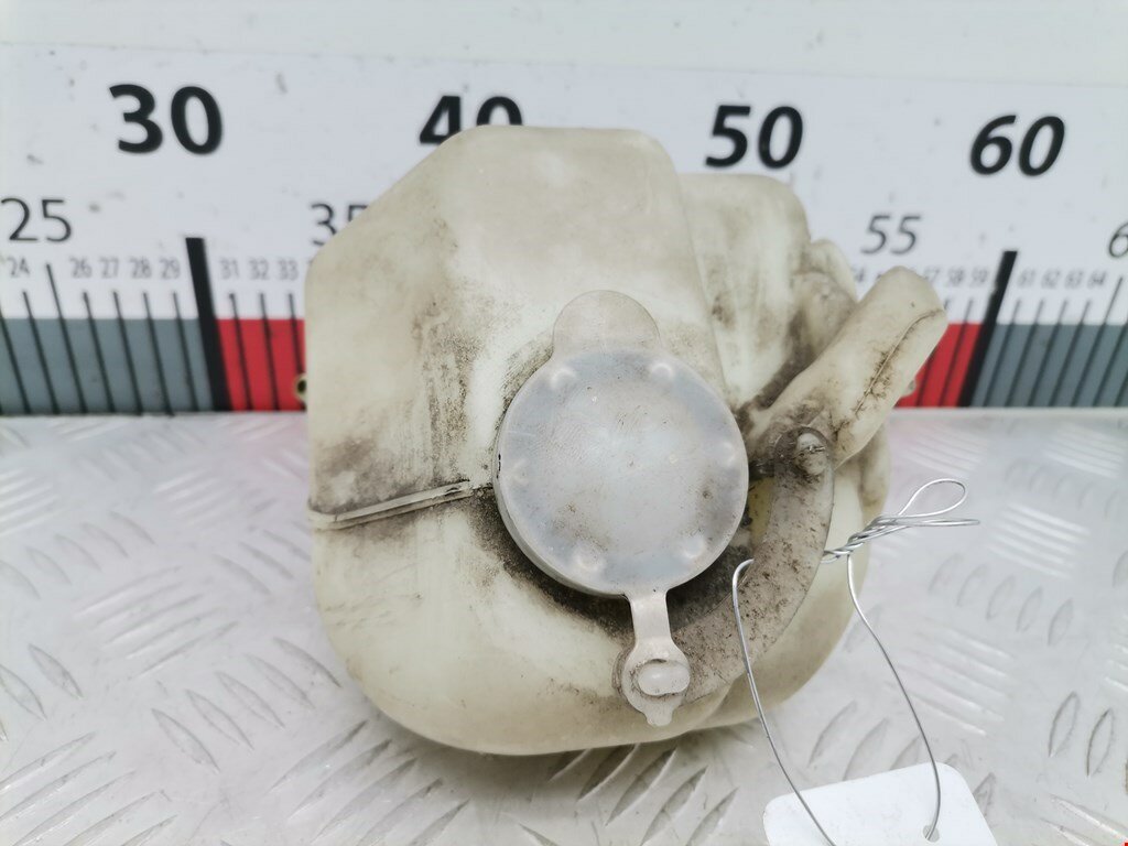 Бачок расширительный Mazda Premacy RF1S15350D арт. 1835564