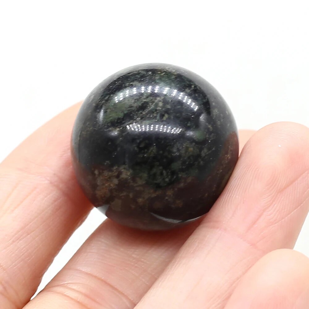 Розовый кварц шар для реiki Green Eye Stone