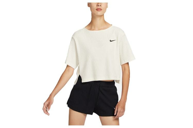 Кроп-топ Nike Women's Apparel