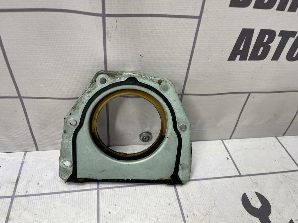 Крышка коленвала задняя Ford Focus 2 05-08