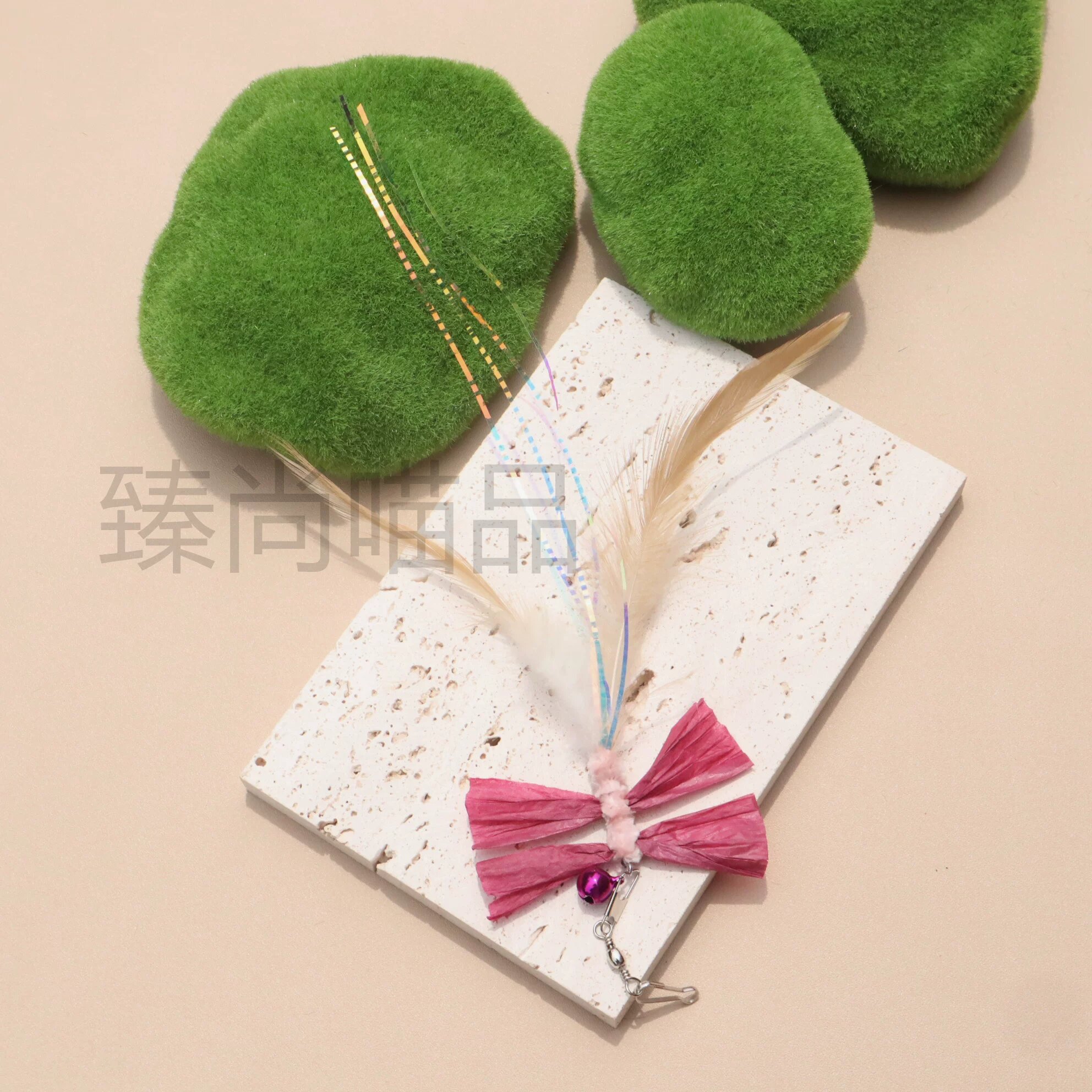 Новая серия длинных игрушек для кошек: разноцветная ловушка-дразнилка из рафии в виде бабочки-цветочницы с заменяемой