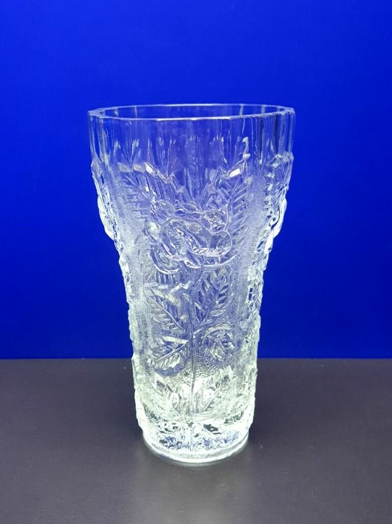 Ваза интерьерная винтажная с цветочным декором, прессованное стекло, Опытный стекольный завод, СССР 60-70е