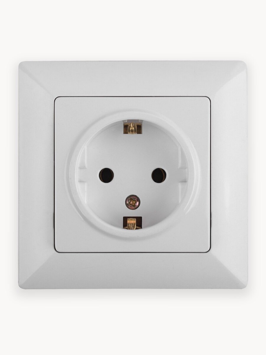 Розетка Intro Solo 4-202-01 с заземлением 2P+E Schuko 16А-250В IP20 скрытой установки белая