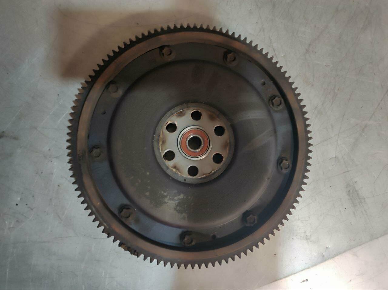 Маховик Mazda 3 2004 Z60111500A