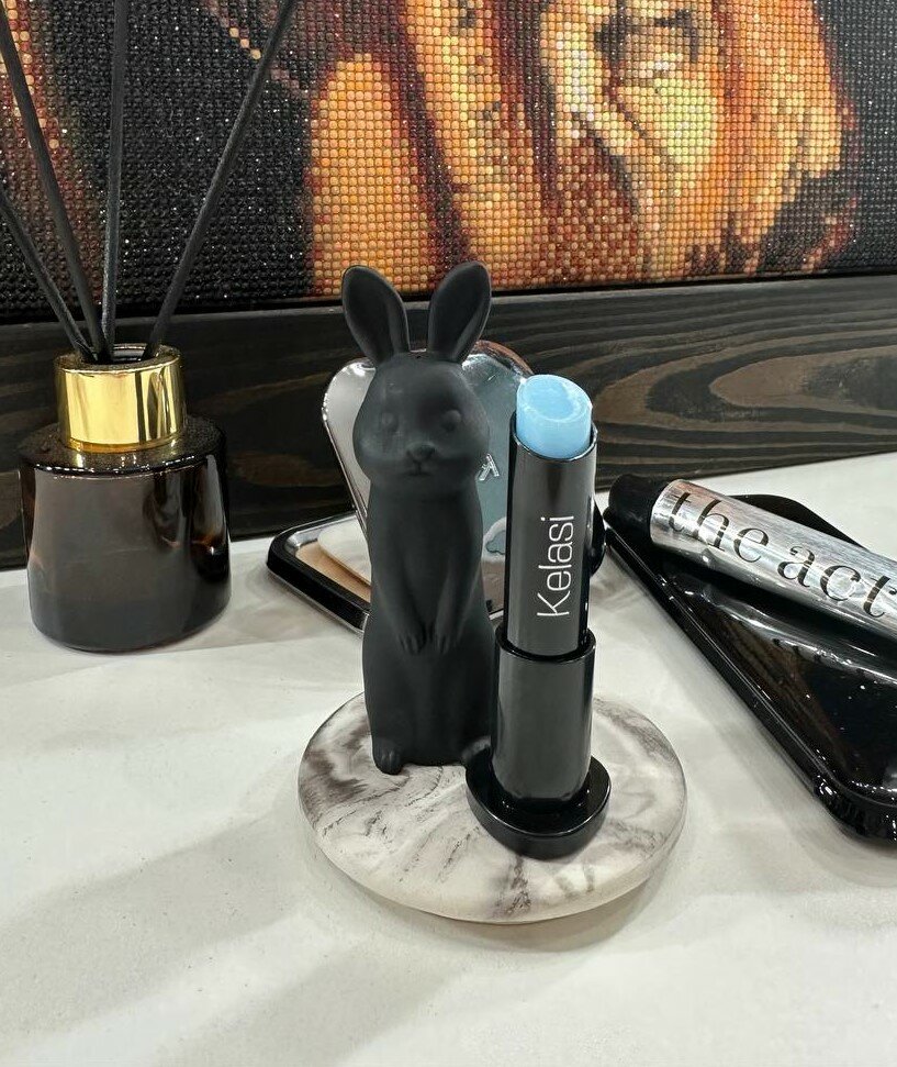 Бальзам для губ Зайчик Чёрный, увлажняющий, в тюбике, черный, 50мл