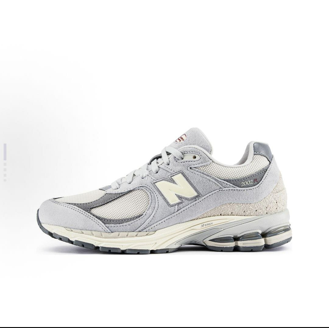 Кроссовки 2002R