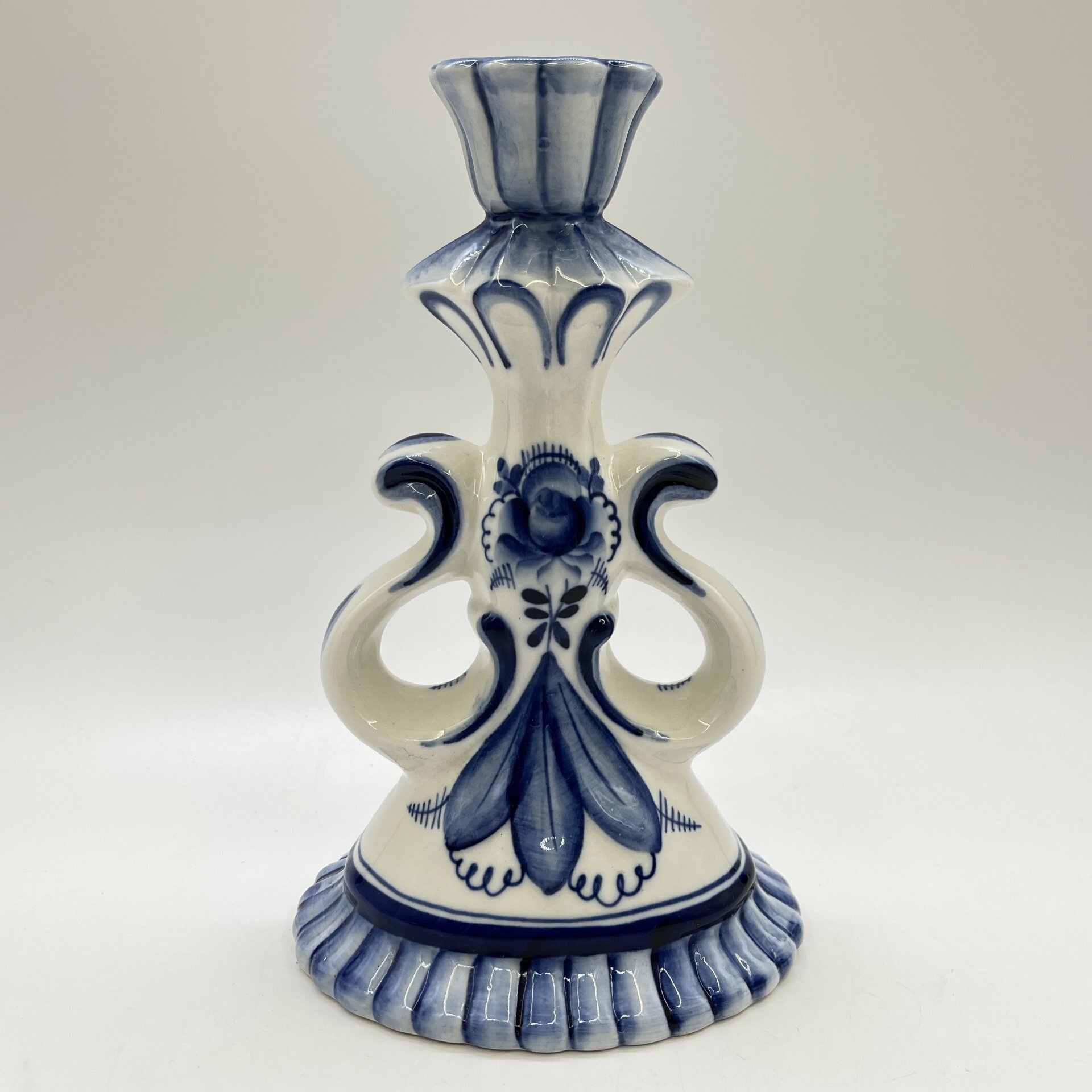 Подсвечник с рельефным декором, фарфор, роспись, Объединение «Гжель», СССР