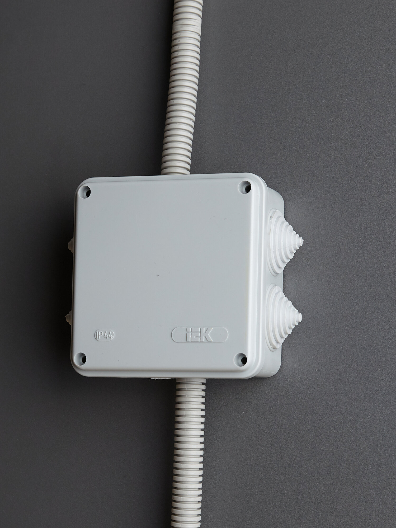 IEK Коробка распределительная 100х100х50 IP44 КМ41233 IEK UKO11-100-100-050-K41-44