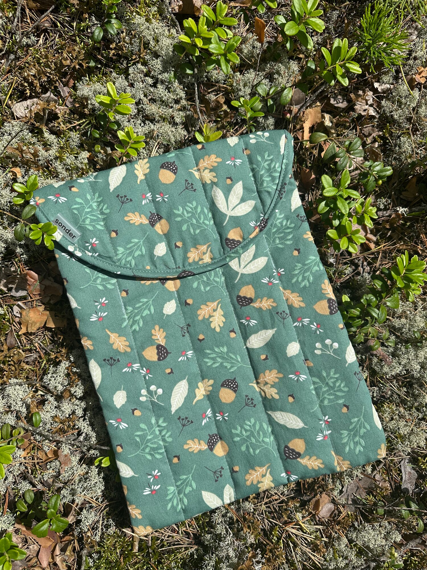 Чехол для ноутбука и планшета 13,3"/ Сумка для компьютера “Дубки” Цвет зеленый