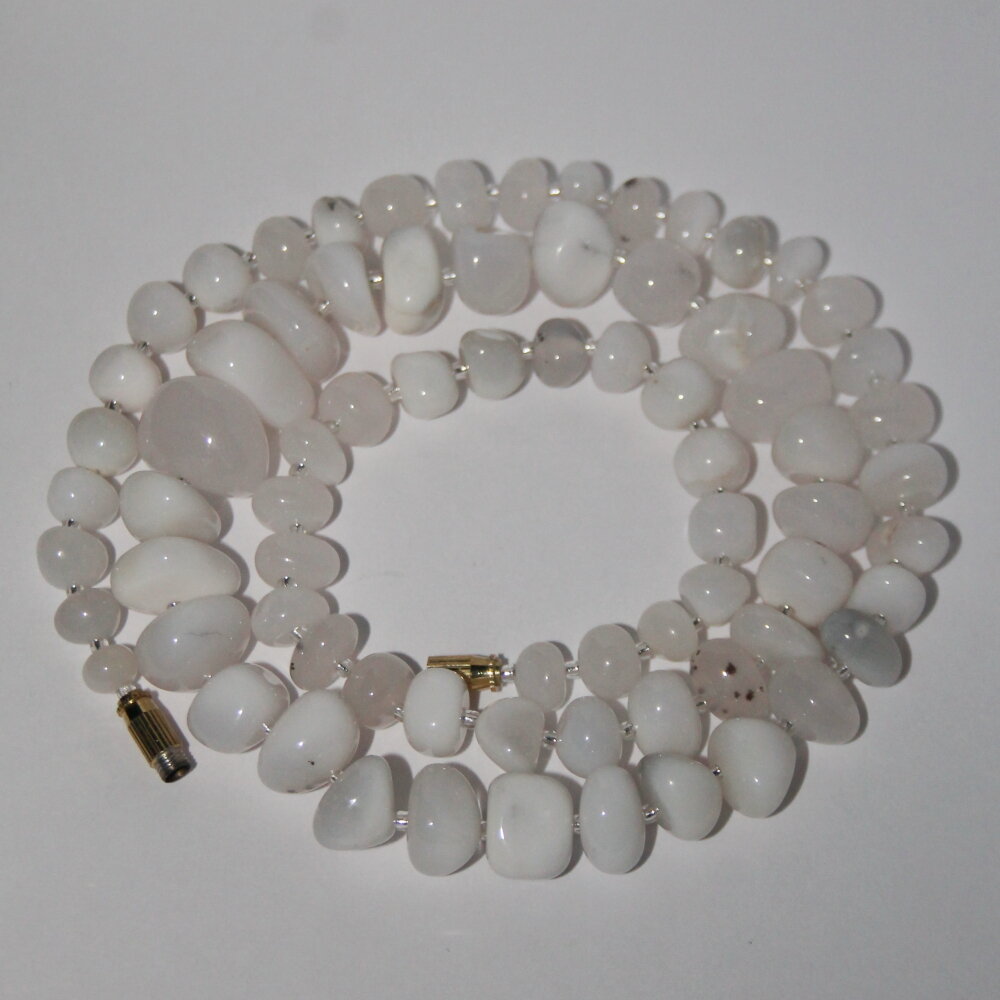 Бусы, опал, кахолонг