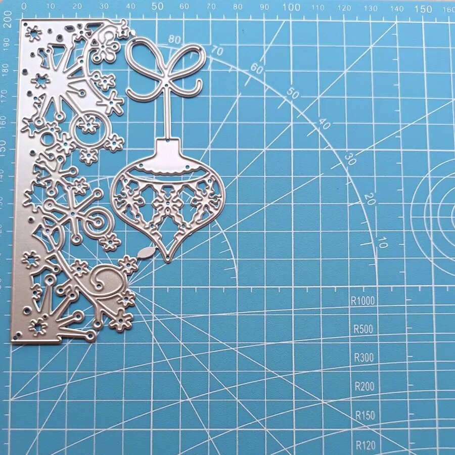 Металлическая пресс-форма для скрапбукинга "Рождественские огни"