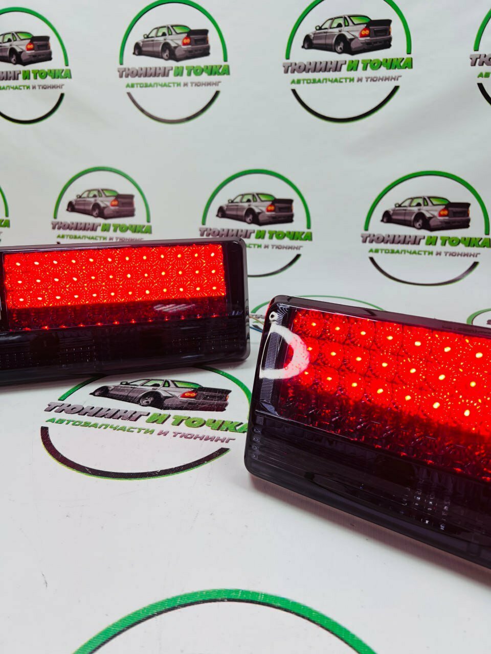 Фонари светодиодные ВАЗ 2105, 2107 LED тонированные комплект