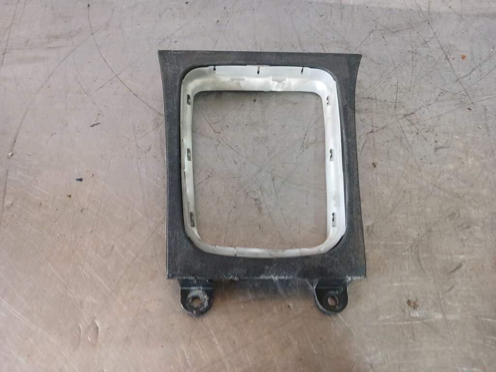 Накладка декоративная Opel Astra G 1998-2005