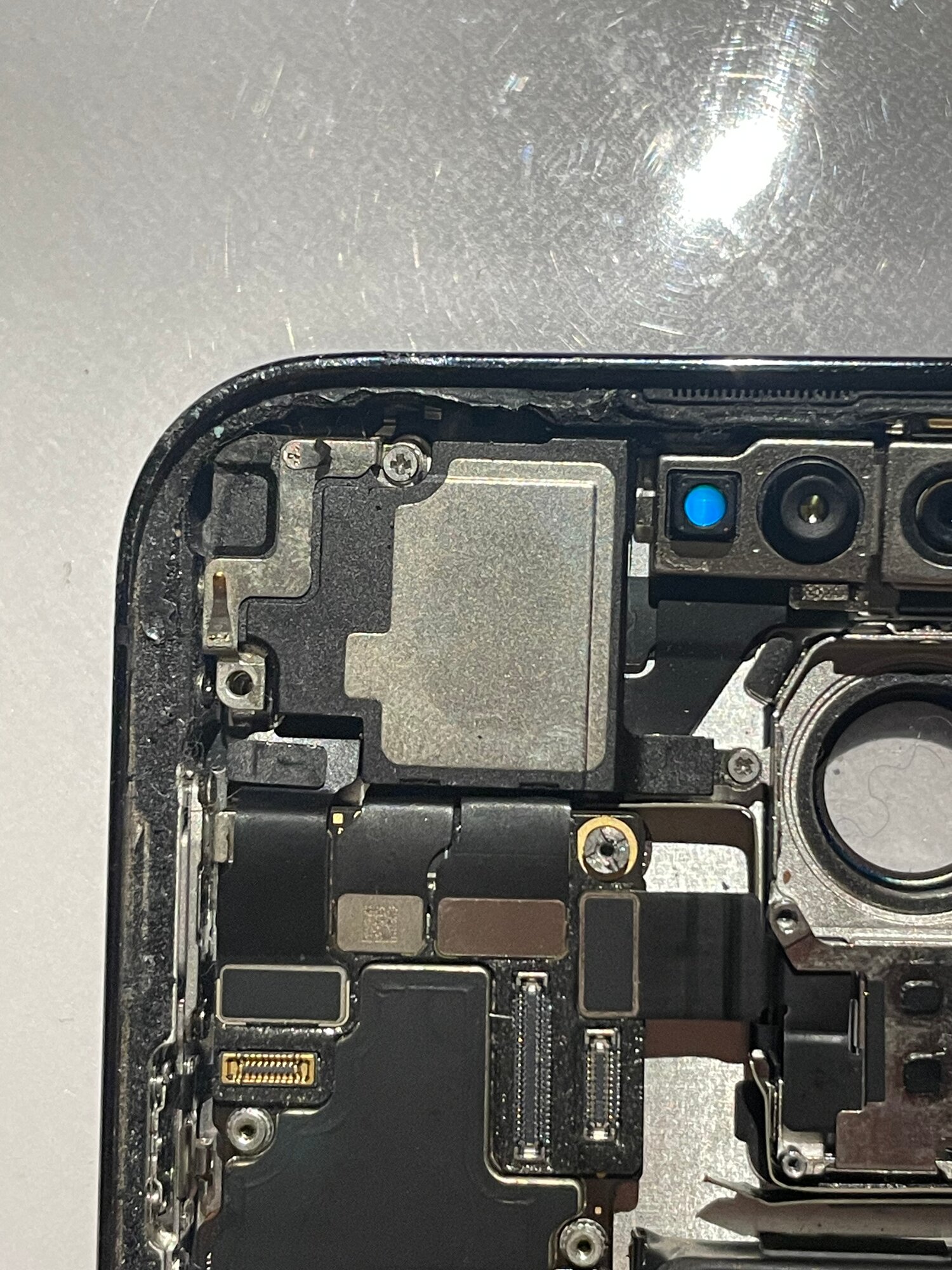 Оригинальный верхний динамик (speaker) для iphone 14 pro max с разбора