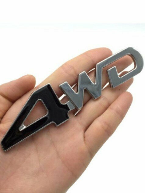 Металлический шильдик с логотипом 4WD