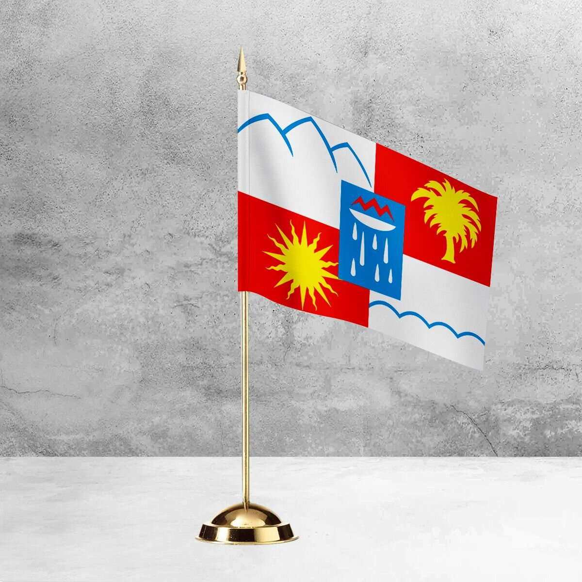 Настольный флаг Сочи на пластиковой подставке под золото