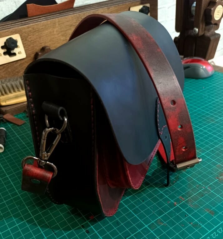 Сумка кросс-боди