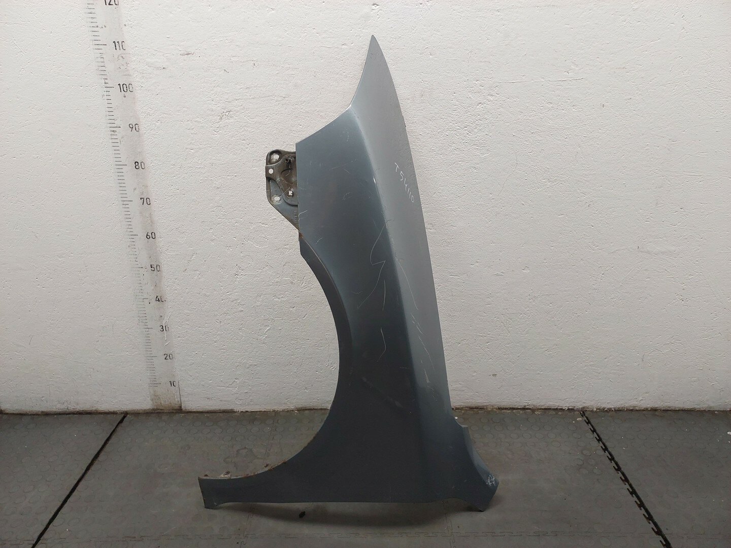 Крыло левое переднее Skoda Octavia (A5) Б/У