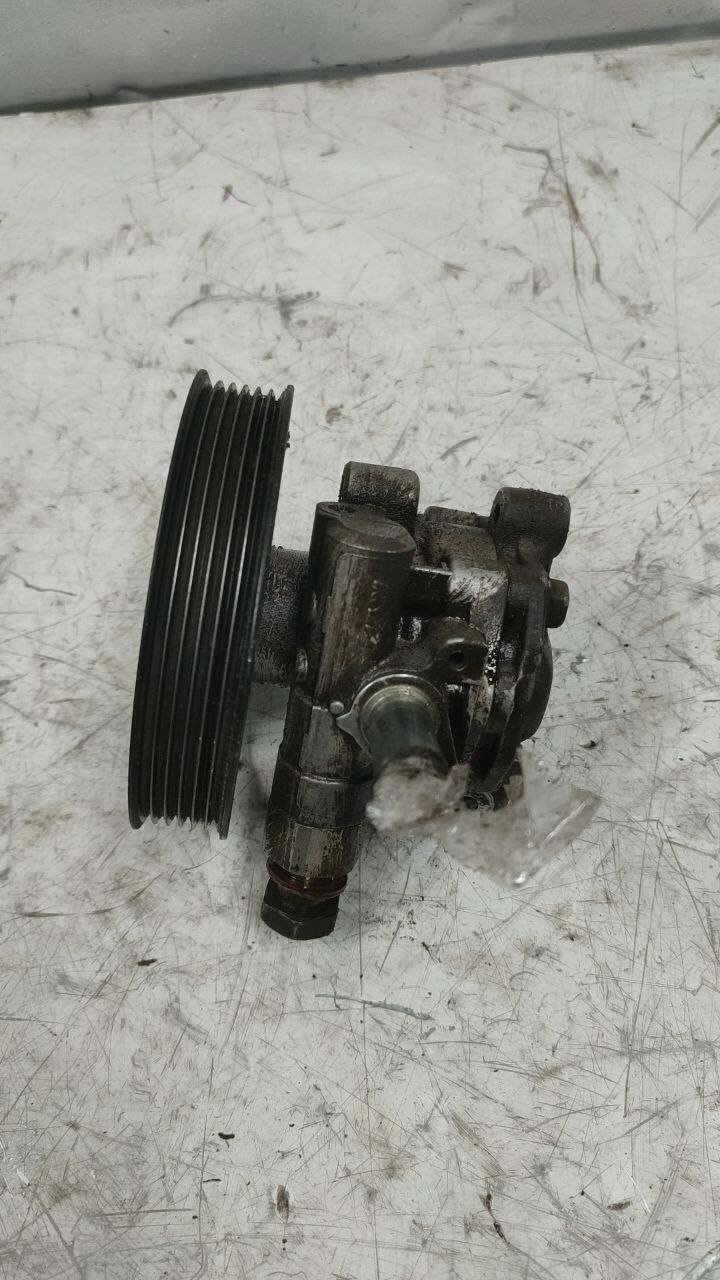 Насос гидроусилителя руля Mitsubishi Lancer 10 2010