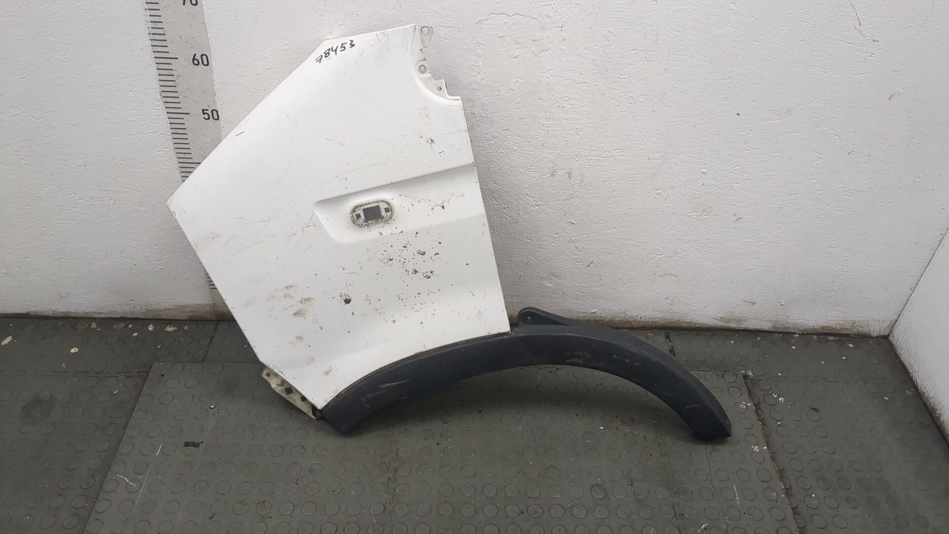 Крыло левое переднее Renault Master Б/У