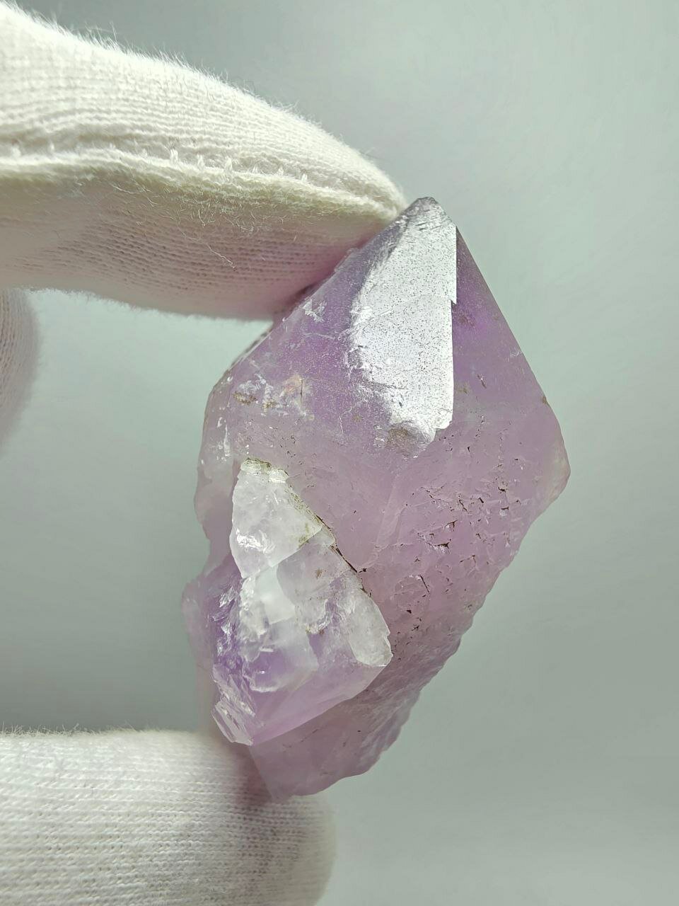 Аметист кристалл 58 мм, 63 г.