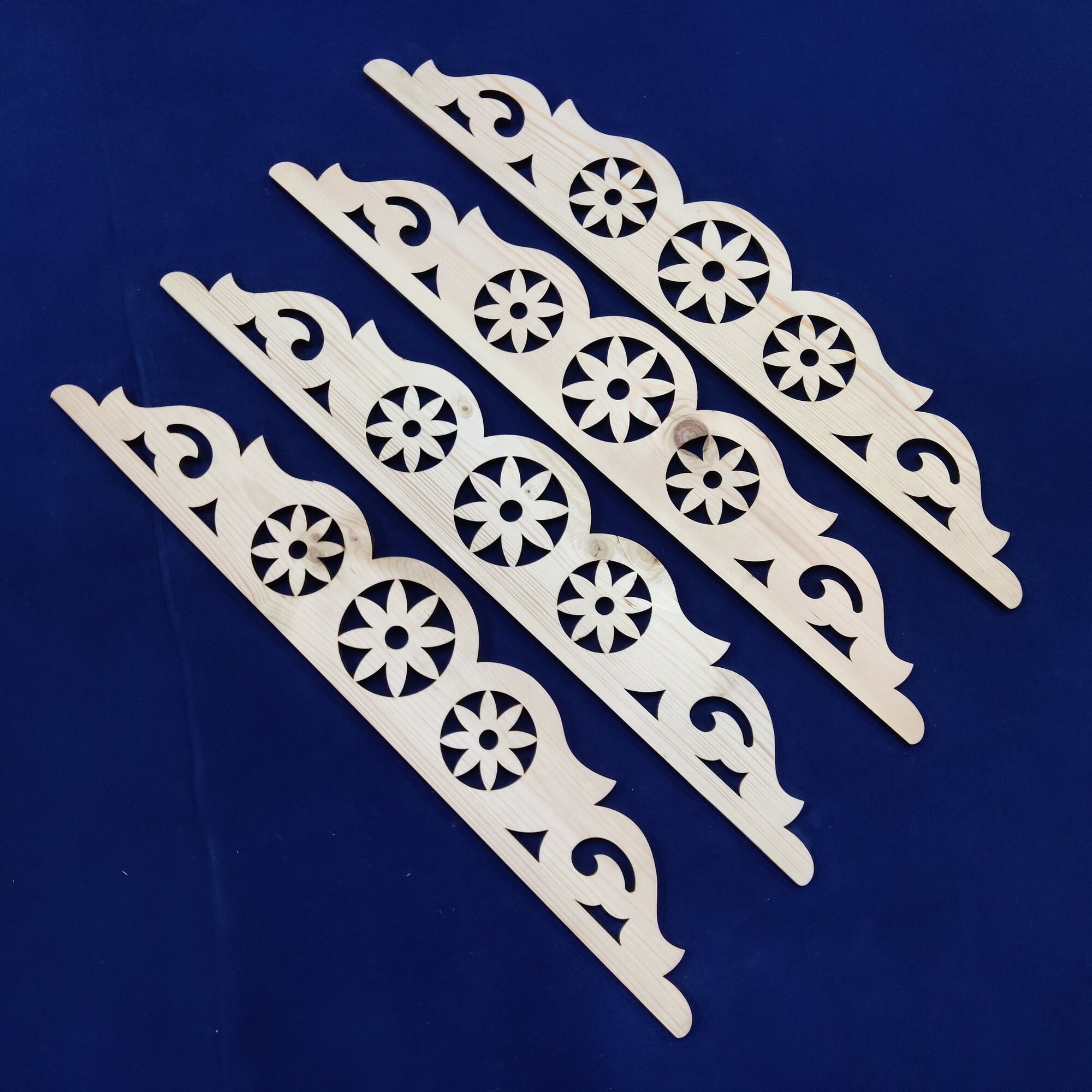 Наличники декоративные "Цветы" деревянные резные Арт-Вагонка 4 шт.