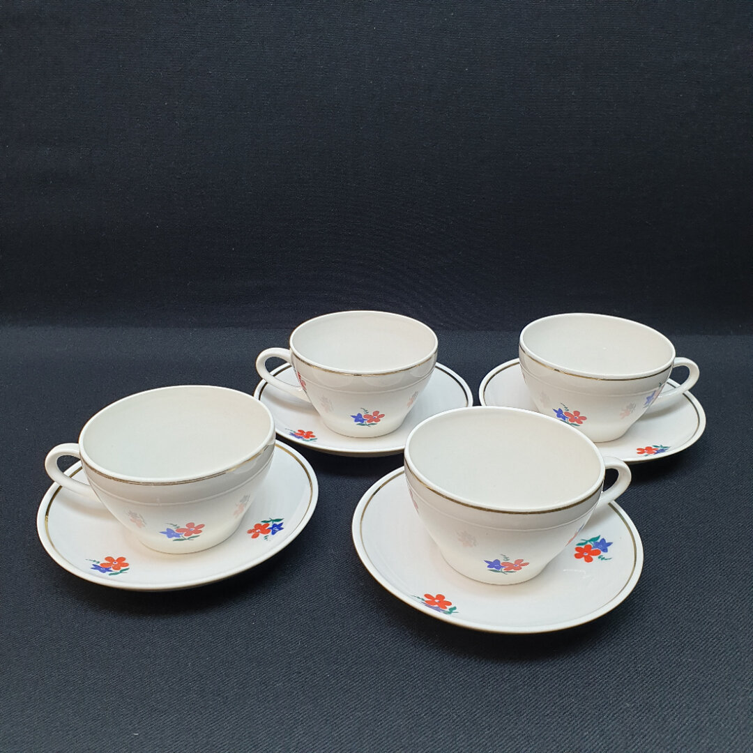 Набор чайных пар на 4 персоны, Тернополь, фарфор, деколь, позолота, 250 мл. Винтаж, СССР.