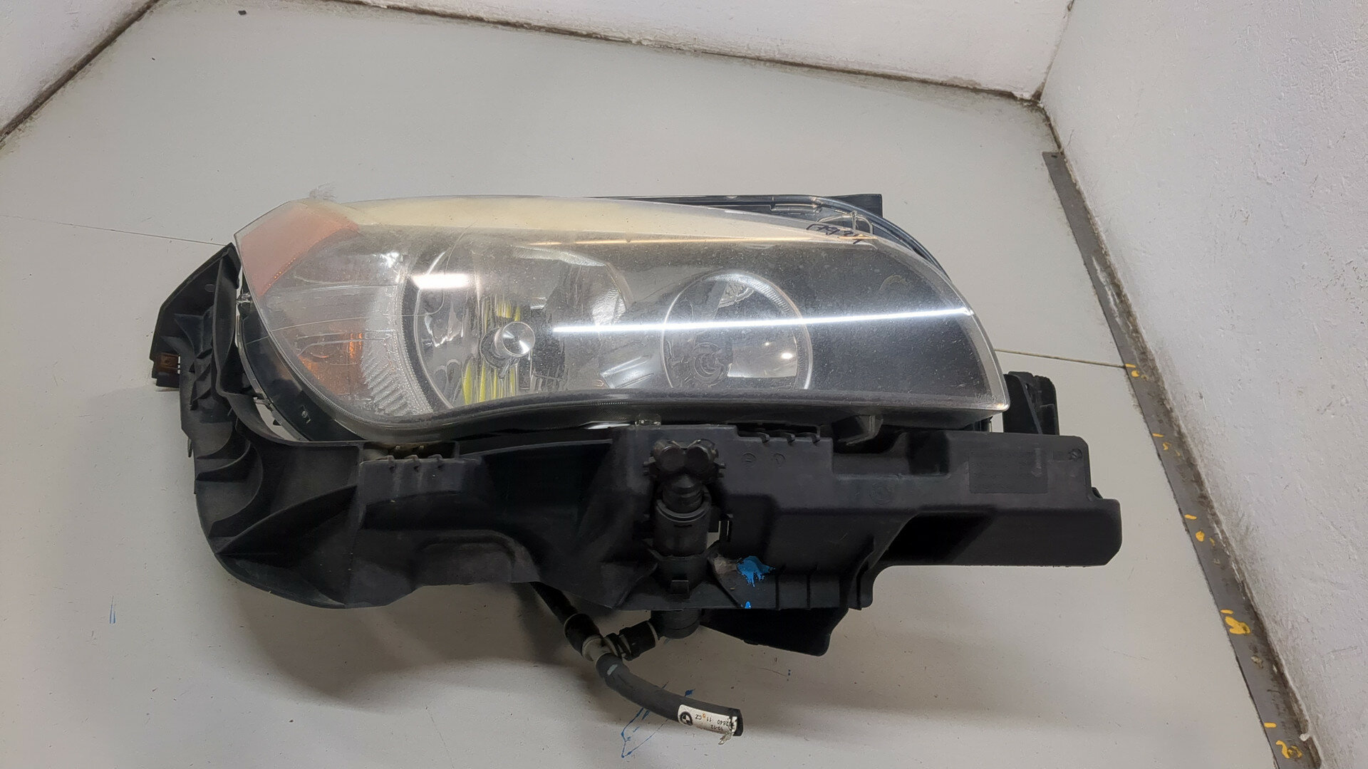 Фара (передняя) левая BMW X1 (E84) Б/У