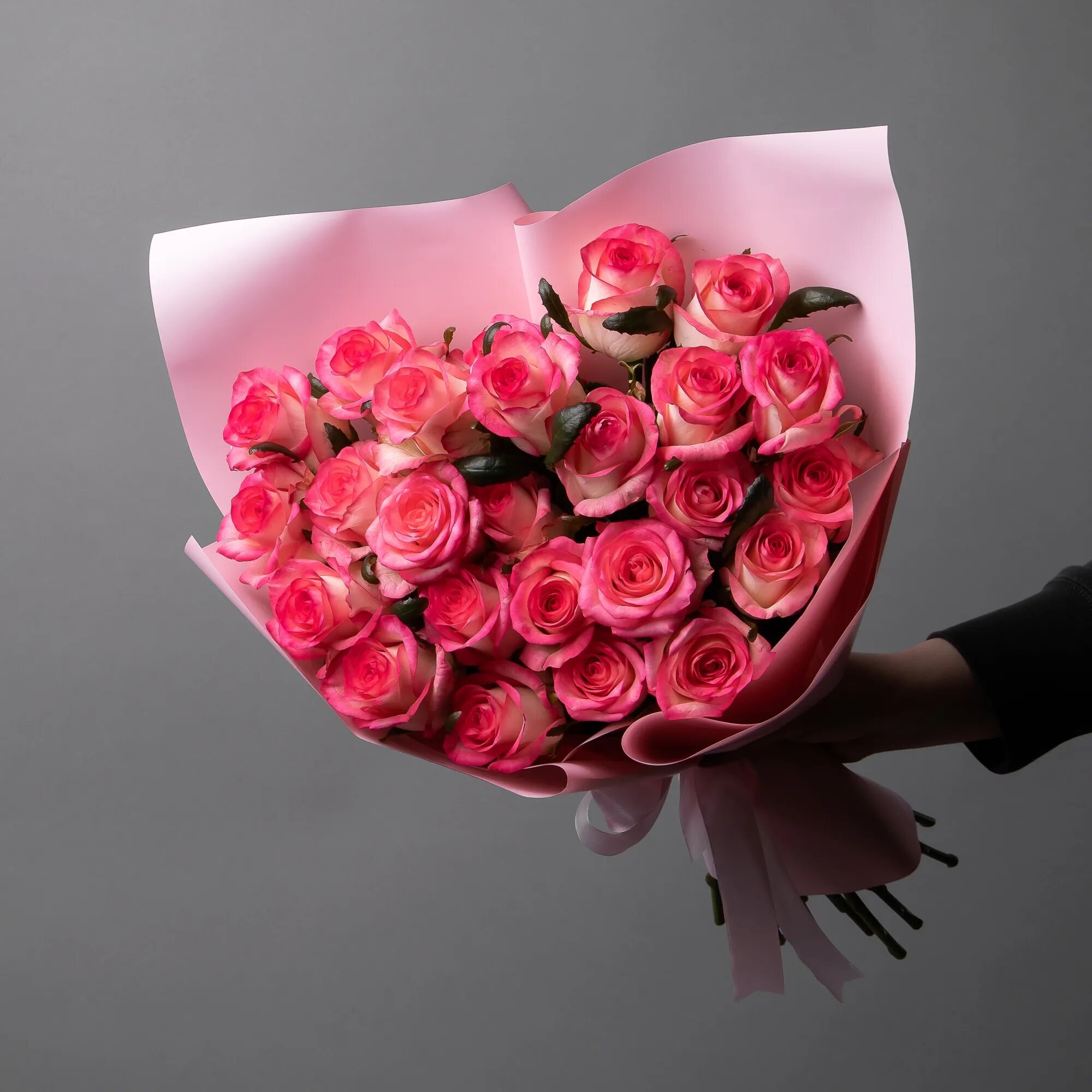 Букет Роза "Джумилия" 15 шт Высота 50 см в коробке и аквабоксе от "Простоцветы"