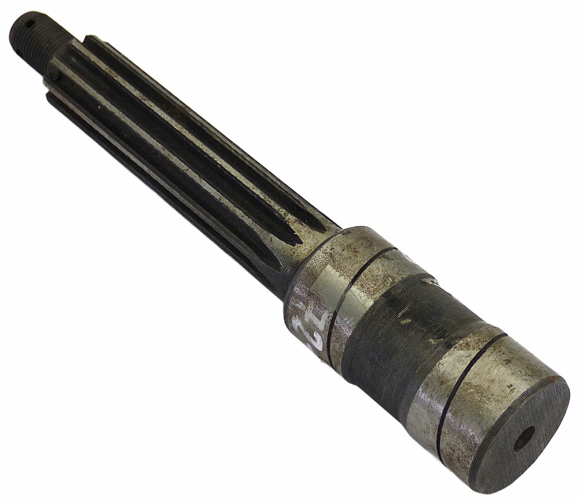 Вал промежуточной опоры 72-2209013, для тракторов МТЗ, сталь 38хгс