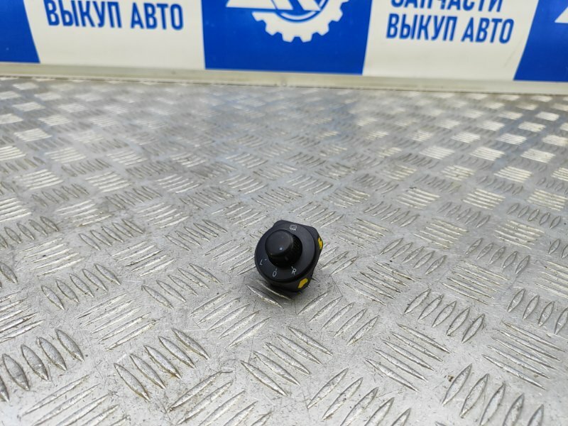 Б/У Блок управления зеркалами Volkswagen Polo 5 MK5 / Фольксваген Поло 5 MK5 1.6 CFN 105 Л.С. седан 2011