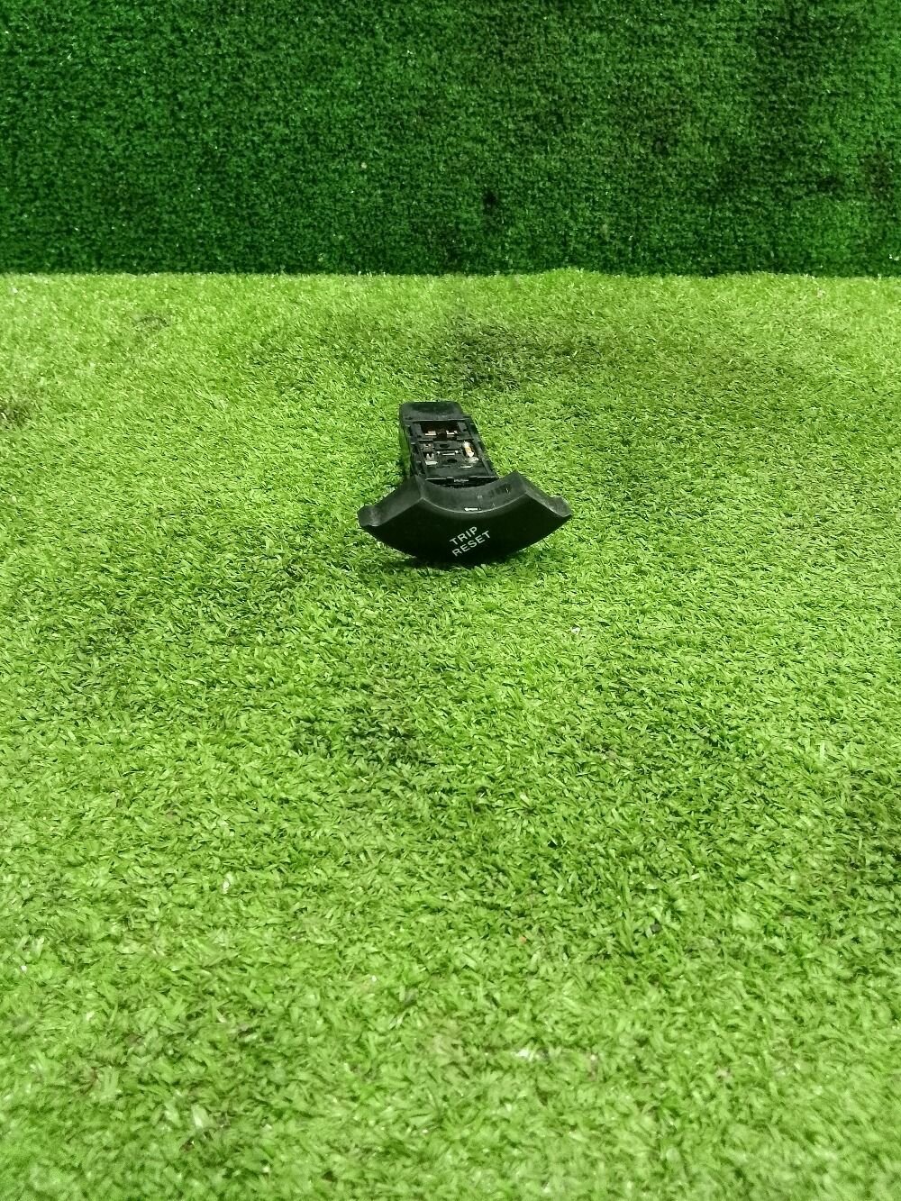 Кнопка Trip Reset Ssang Yong Actyon Sport Б/У с пробегом