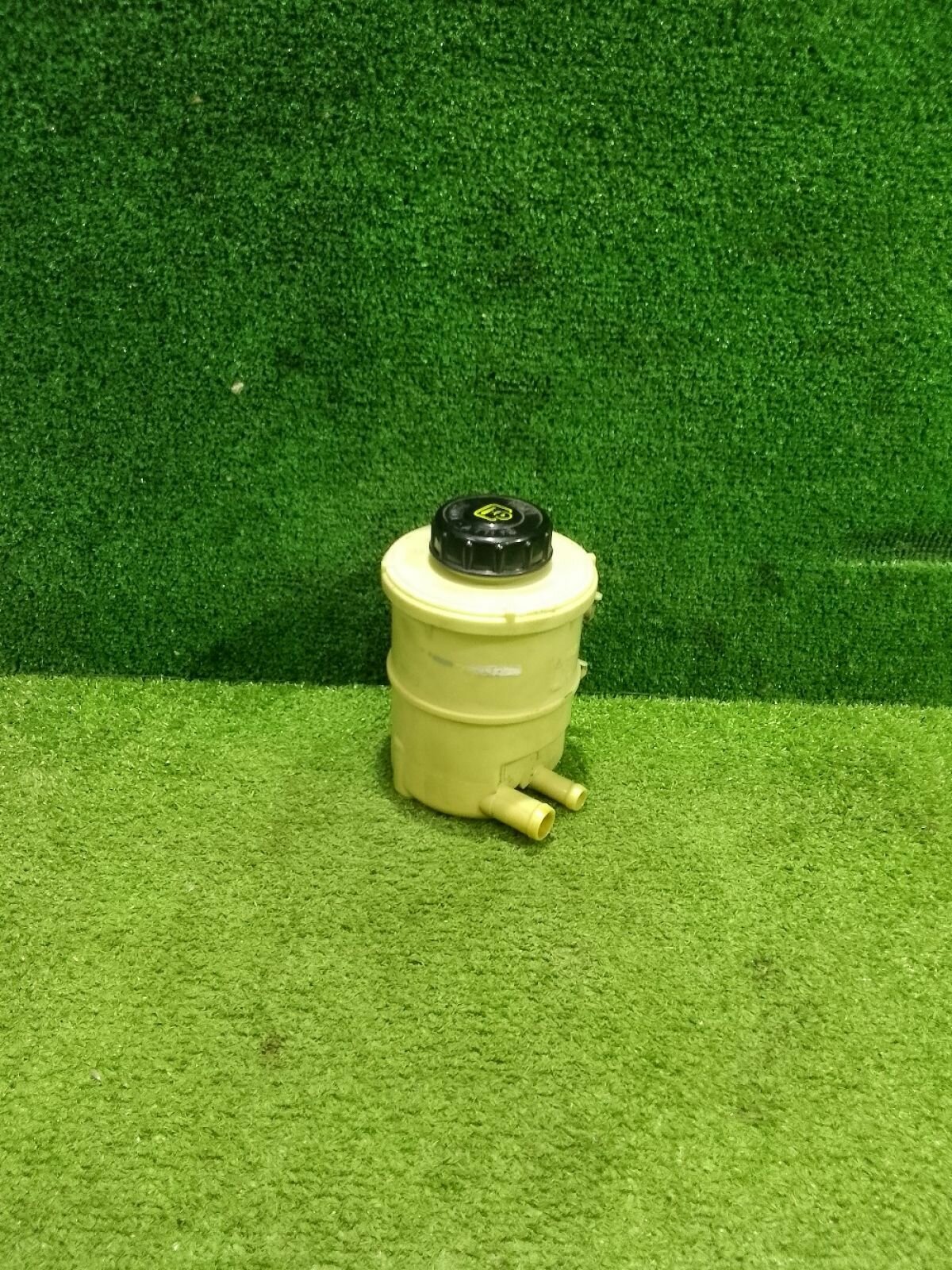 Бачок ГУР Lada Largus Б/У с пробегом