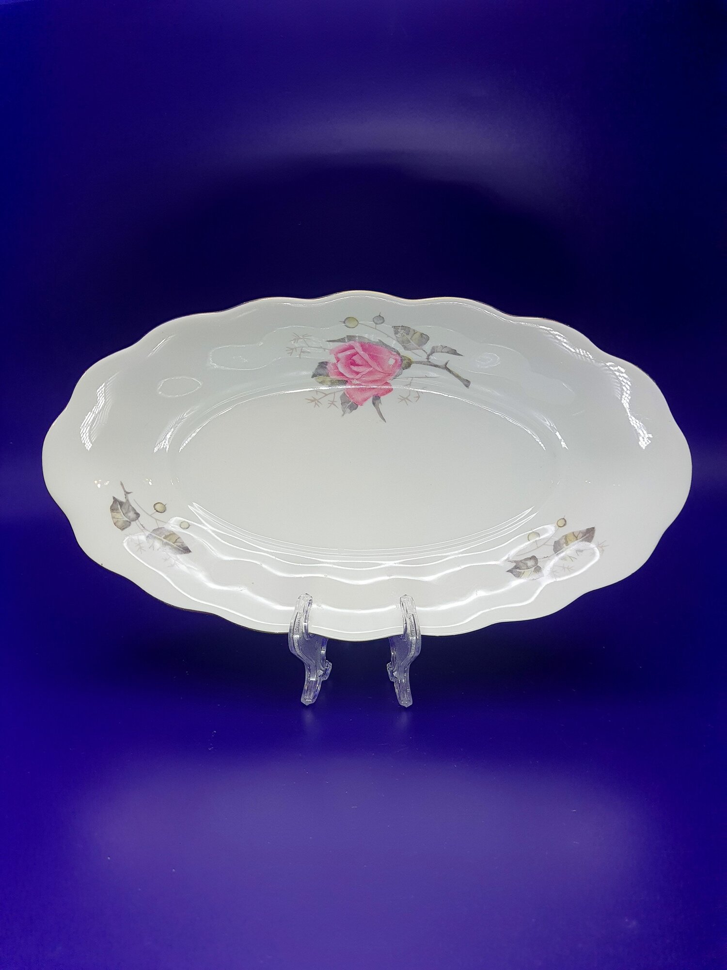 Блюдо винтажное селедочница с фигурным краем, фарфор, Karolina (Каролина), Польша, 60-70е