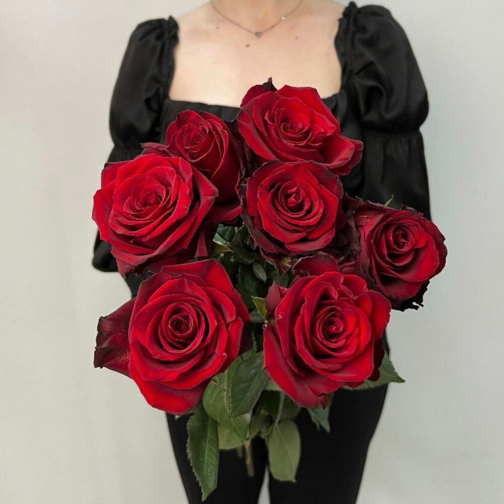 Букет из бордовых роз 7 шт. сорт "Эксплорер"