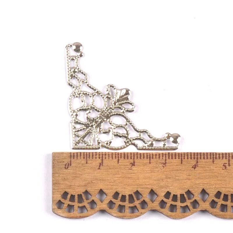 Серебряные уголки для скрапбукинга 35x35mm (20шт)