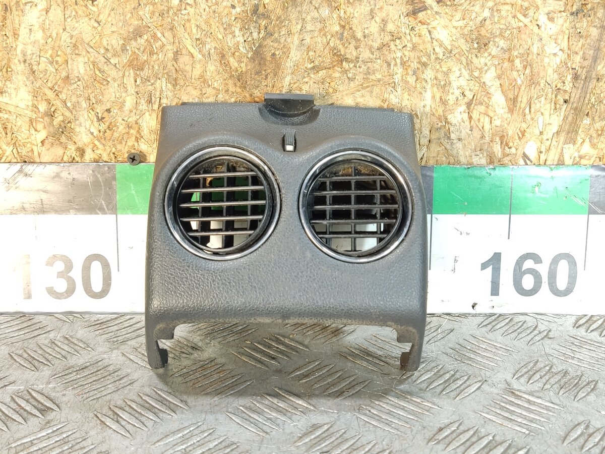 Дефлектор воздушный PEUGEOT 308 2007 2015 7589TA