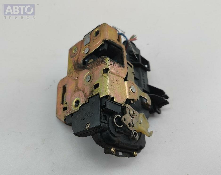 Замок двери передней правой Audi A6 C5 (1997-2005)