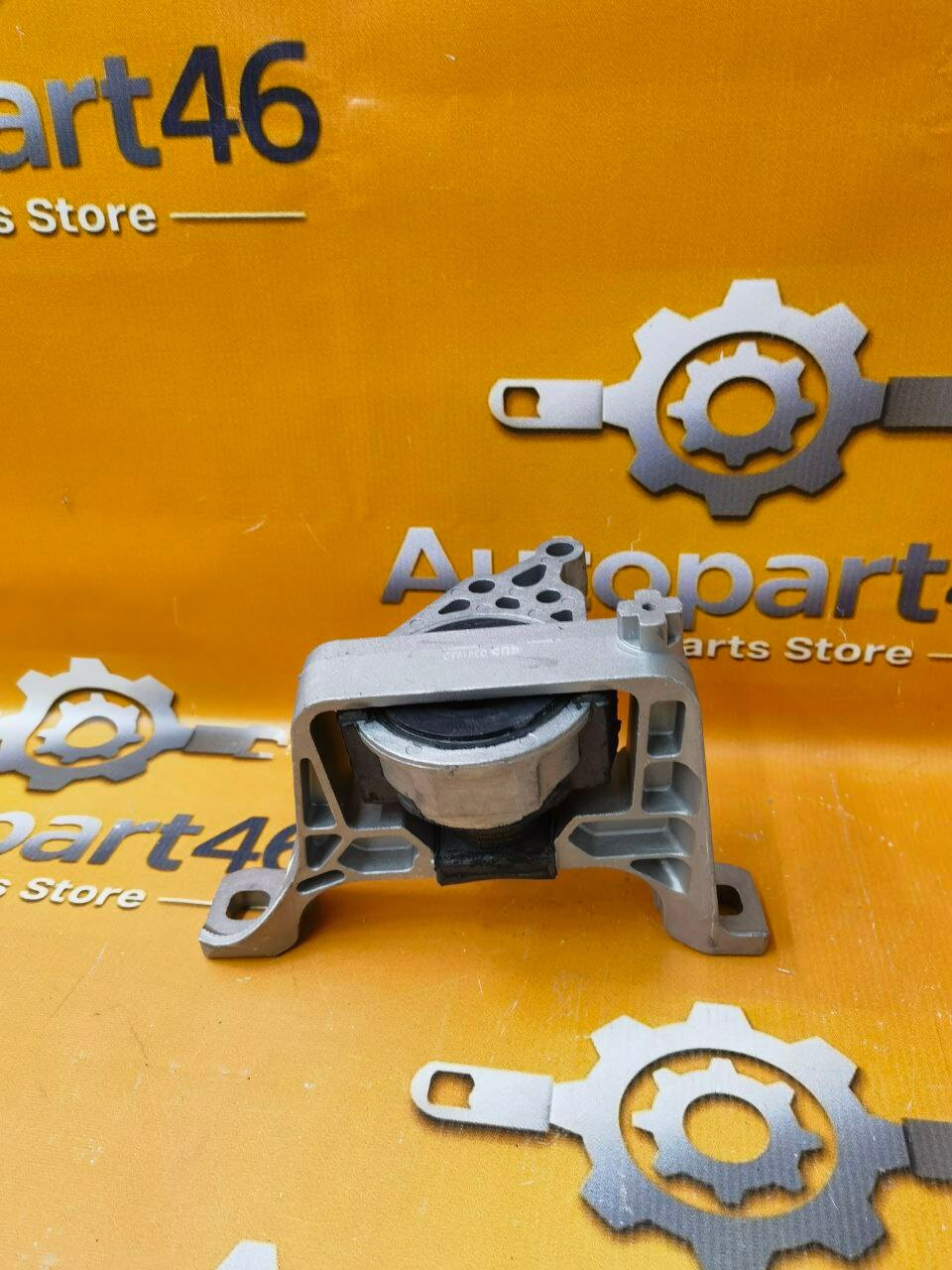 Правая опора двигателя мазда 3 бк 5 гидроопора двигателя MAZDA 3 BK