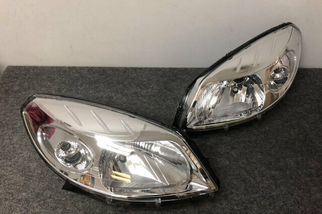 Фары комплект Renault Sandero 2009-2014, правая и левая (аналог)