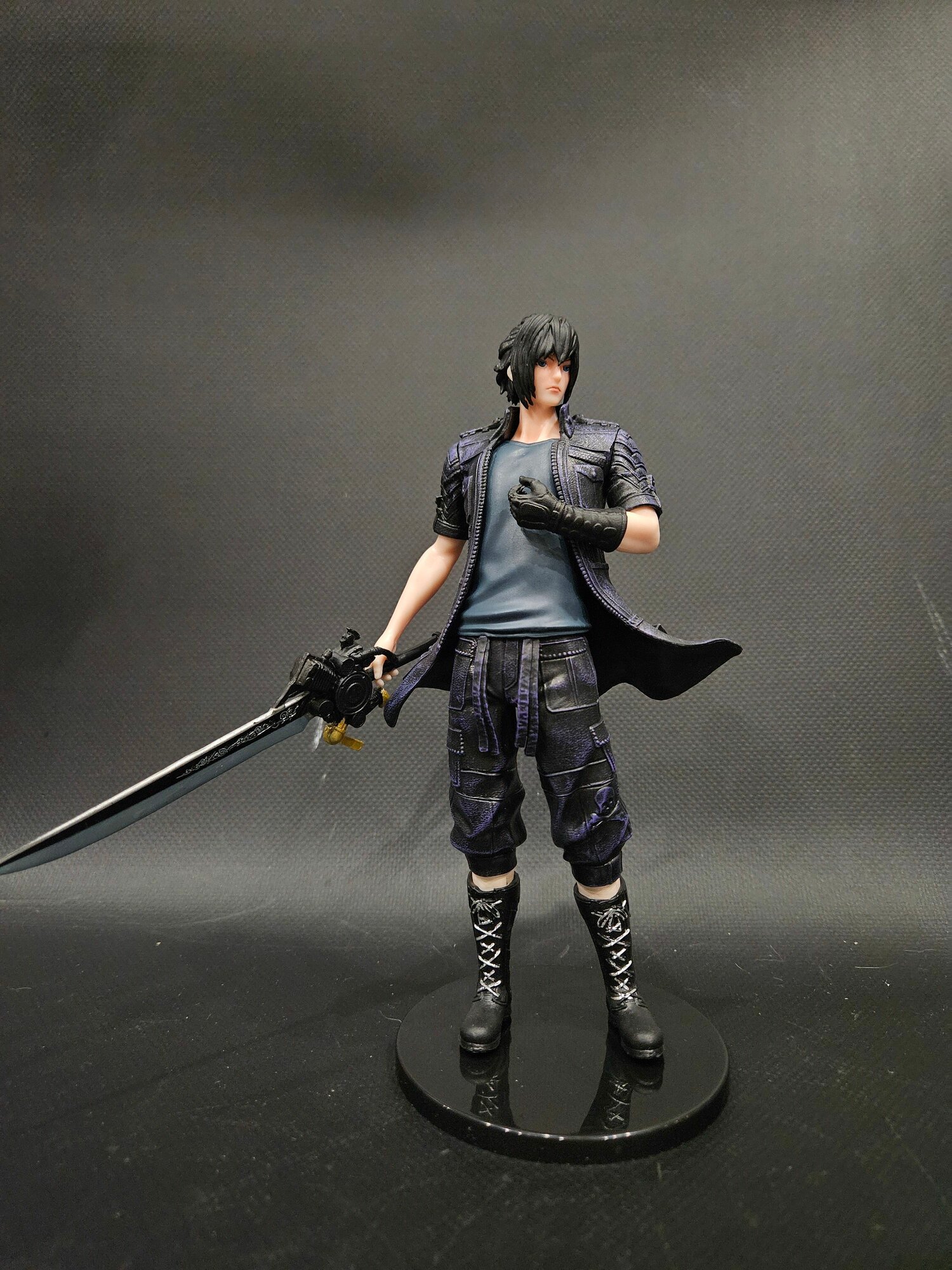 Фигурка из игры Final Fantasy XV, Noctis / Ноктис, 20,5см