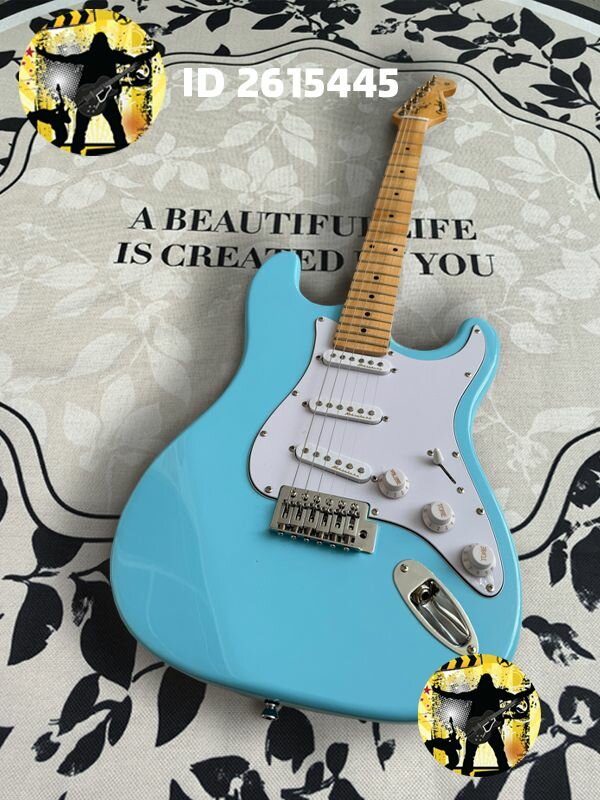 Электрогитара Fender ST с 6 струнами. Сделано в Китае