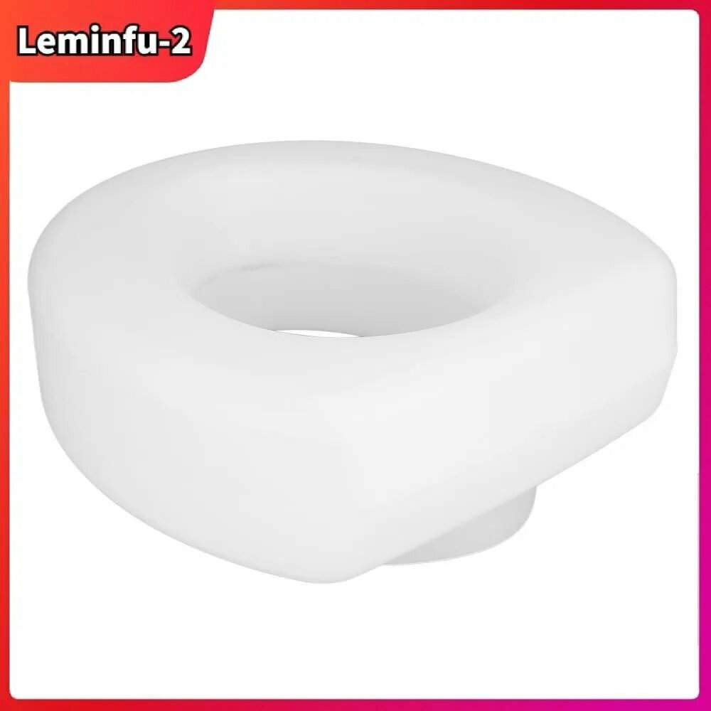 Поднятое сиденье для унитаза