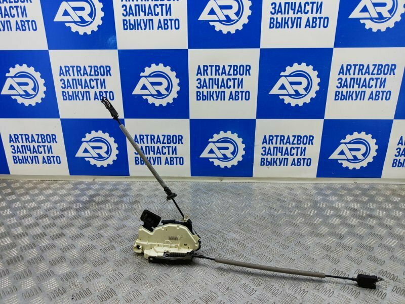 Б/У Замок двери передней правой Volkswagen Polo 5 MK5 / Фольксваген Поло 5 MK5 1.6 CFN 105 Л.С. седан 2011