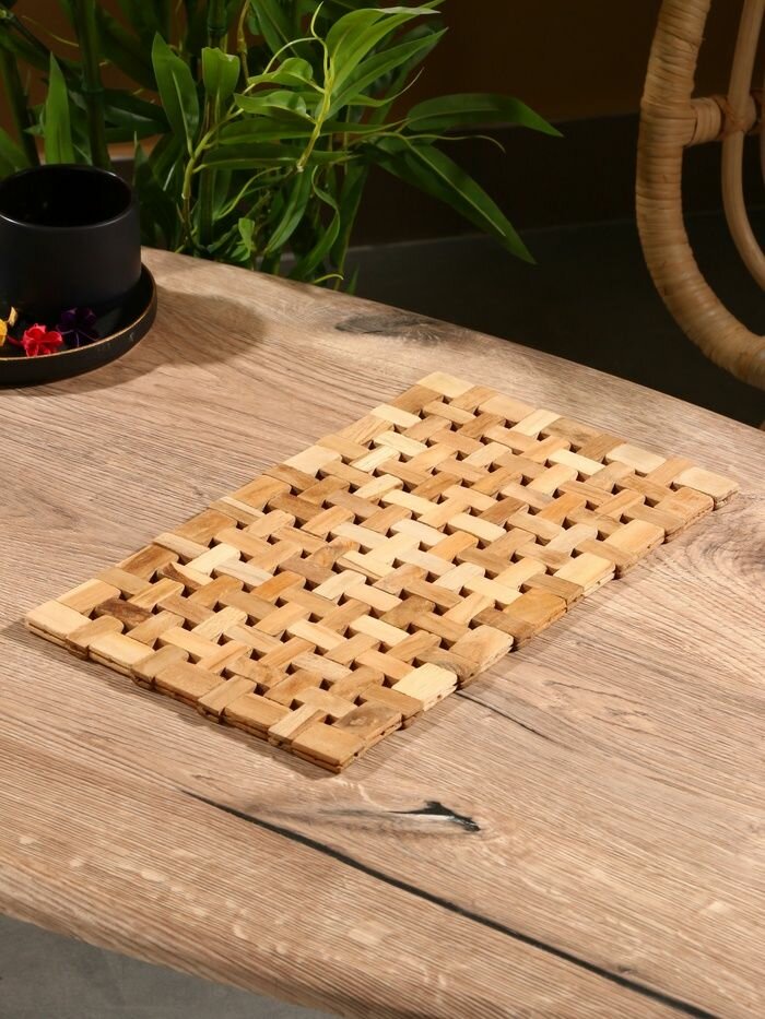 Коврик из тикового дерева Sima-land 30х20х0,7 см, бежевый, плетеный