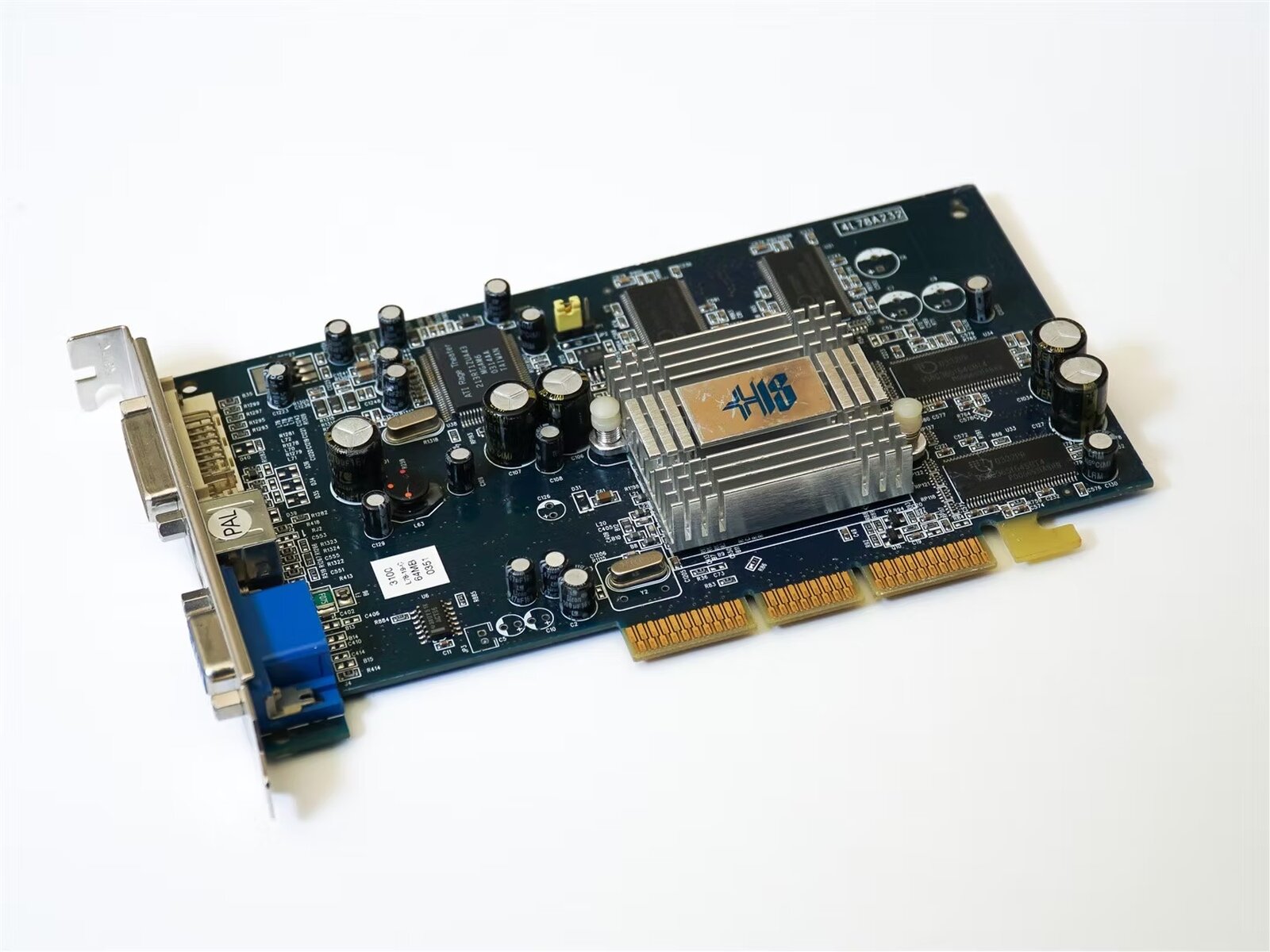 Видеокарта HIS VGA AGP Radeon 9200, 64MB DDR